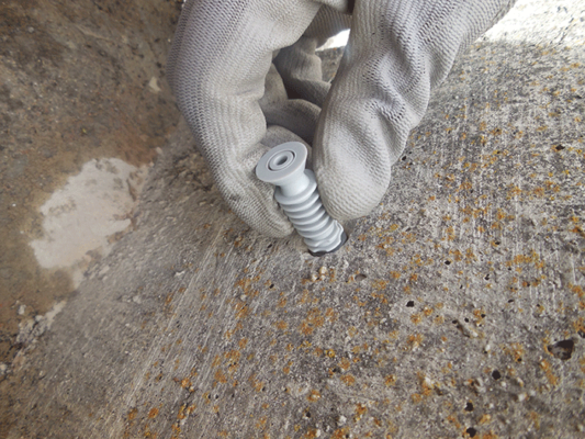 Gray MABI Injectors for Concrete Slab and Wall Treatments - 1 Pkg/100 ...